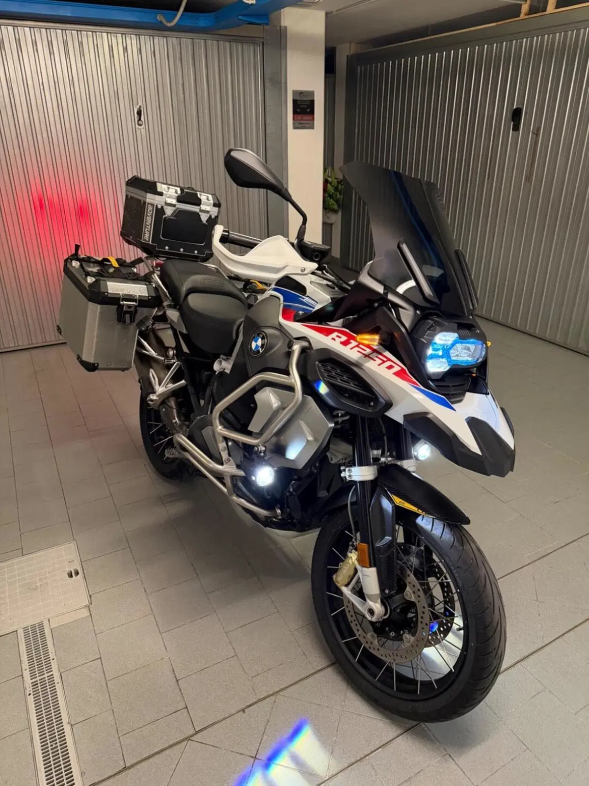 Vendo Bmw R 1250 GS Adventure (2021 - 24) usata a Ravenna (codice ...