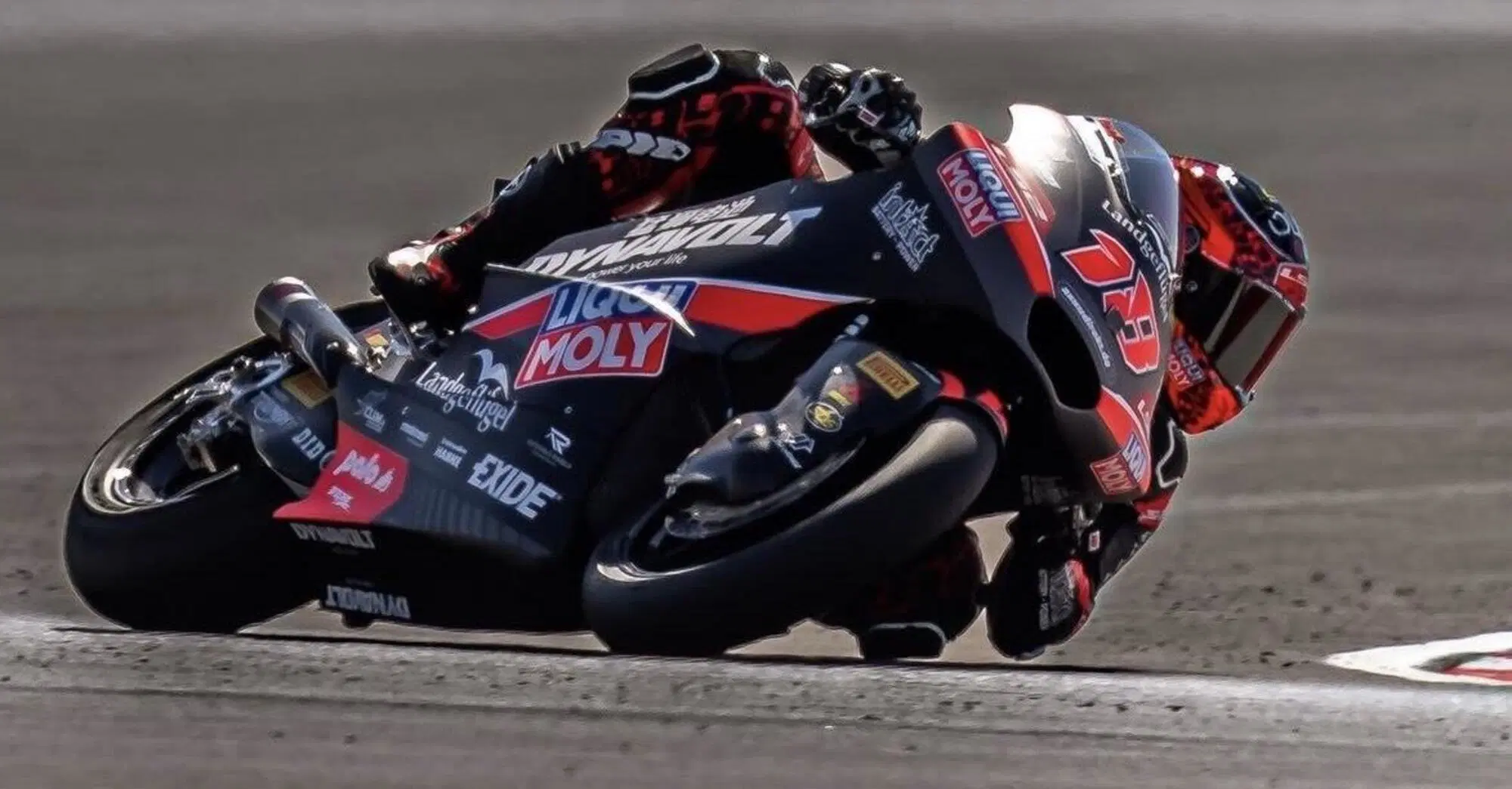 MotoGP 2026. GP di Ungheria a Balaton. Moto2: Ancora lui! Vince Manu ...