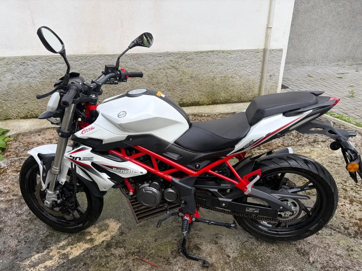 Vendo Benelli BN 125 (2021 - 25) usata a Campomorone (codice 10034710 ...