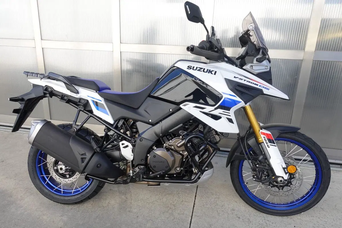 Vendo Suzuki V-Strom 1050DE (2025 - 26) nuova a Pogliano Milanese ...