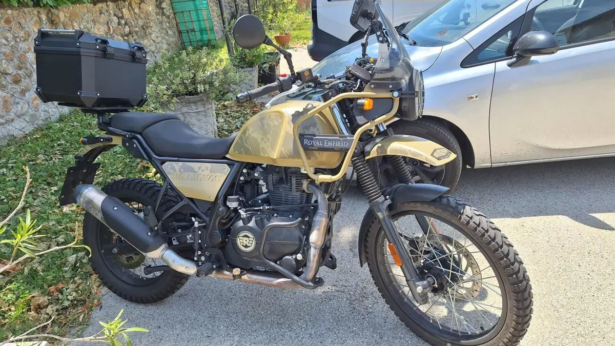 Vendo Royal Enfield Himalayan 411 (2021 - 24) usata a Torino (codice ...