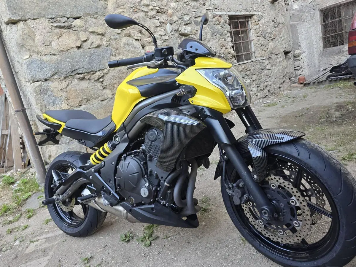 Vendo Kawasaki ER-6N (2012 - 13) usata a Conta' (codice 10035664) - Moto.it