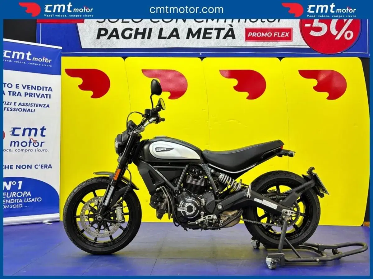 Vendo Ducati Scrambler 800 Icon Dark (2020) usata a Paderno Dugnano ...