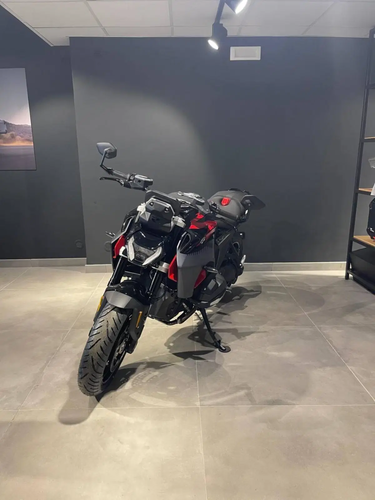 Vendo Bmw R 1300 R (2026) nuova a Napoli (codice 10037090) - Moto.it