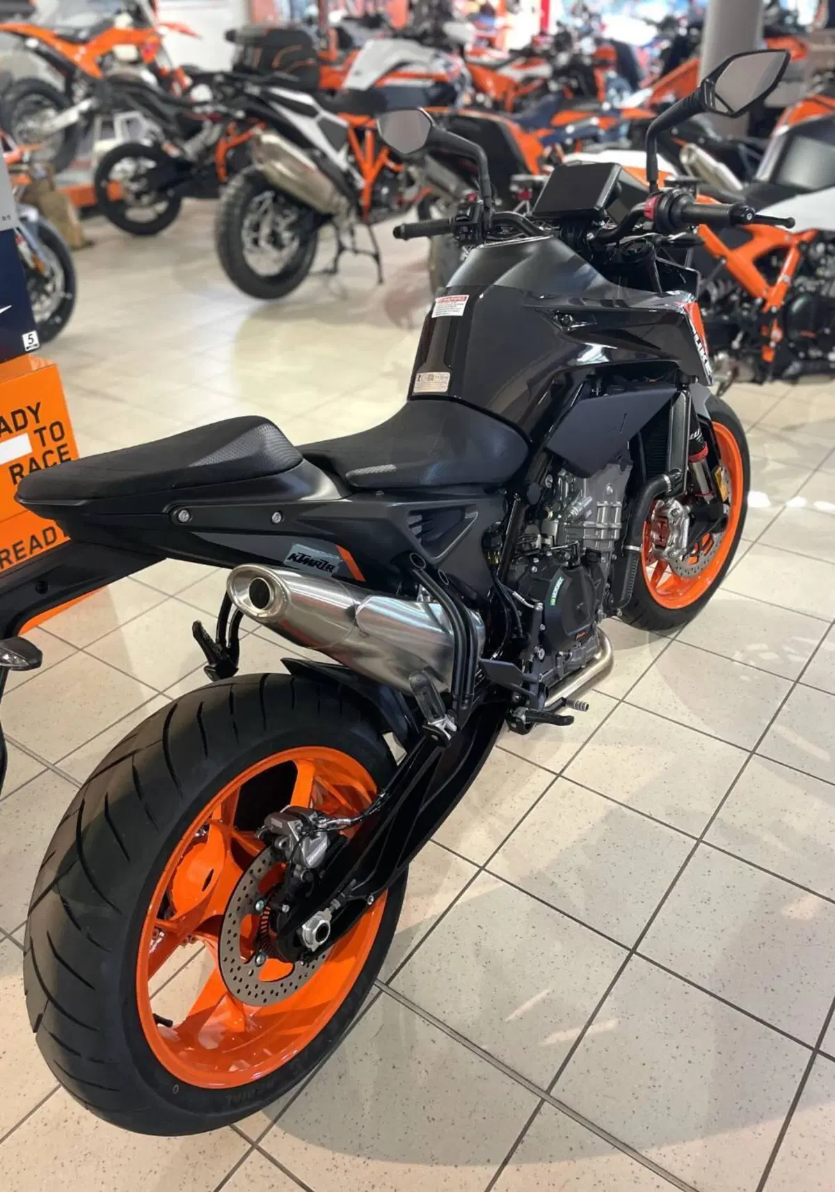 Vendo KTM 790 Duke (2025 - 26) nuova a Novara (codice 10038053) - Moto.it