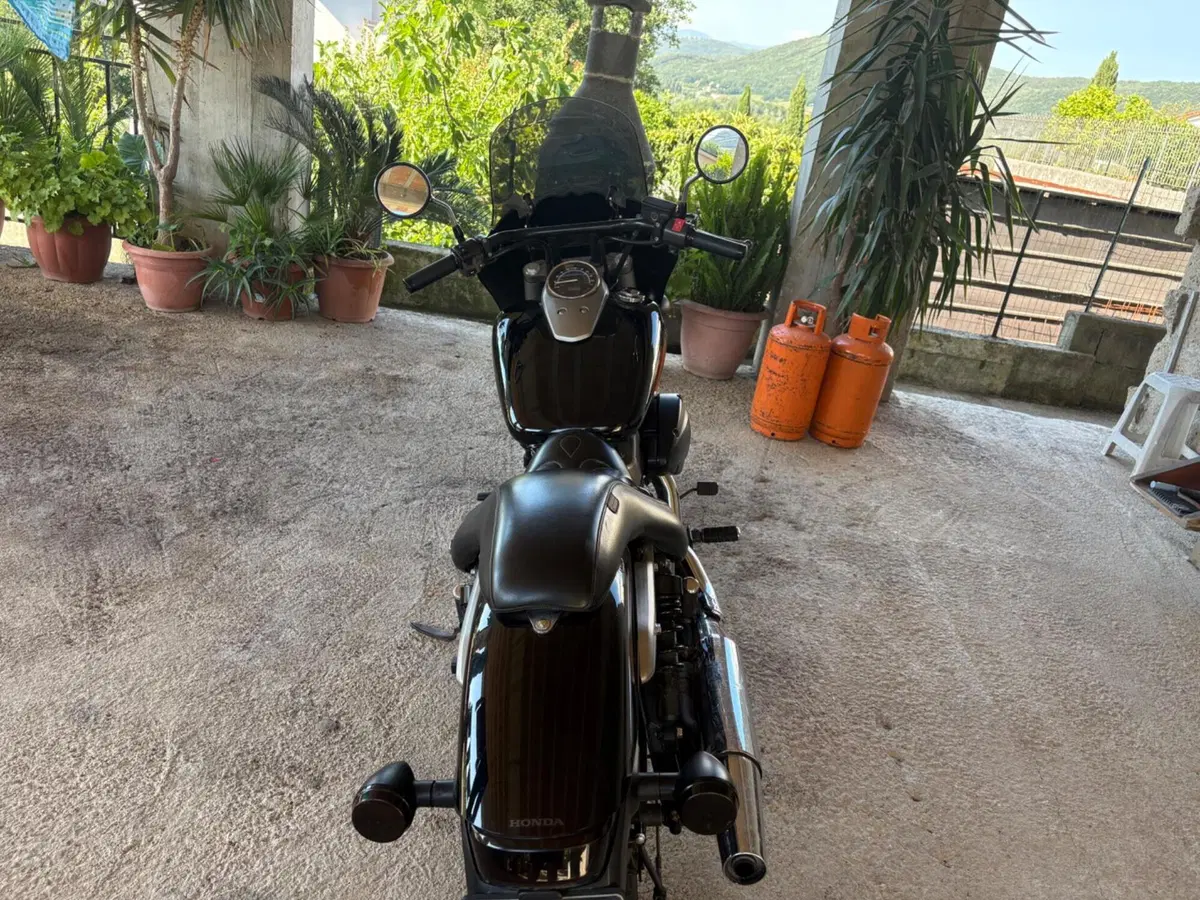 Vendo Honda Shadow 750 (2012) usata a Apollosa (codice 10038279) - Moto.it