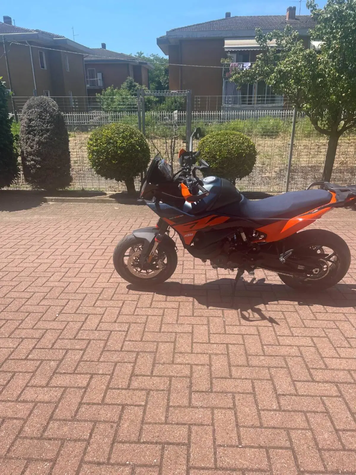 Vendo KTM 890 SMT (2026) usata a Piacenza (codice 10038280) - Moto.it