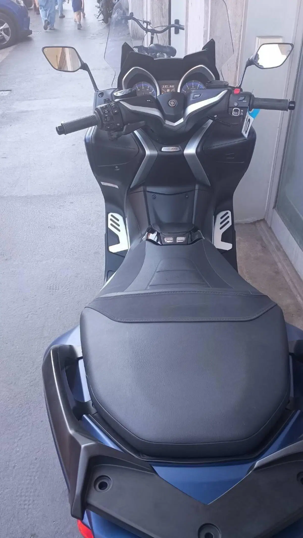 Vendo Yamaha T-Max 530 ABS (2015 - 17) usata a Milano (codice 10038469 ...