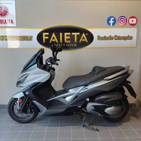 Vendo Kymco Xciting 400i ABS (2016 - 20) usata a San Benedetto del ...