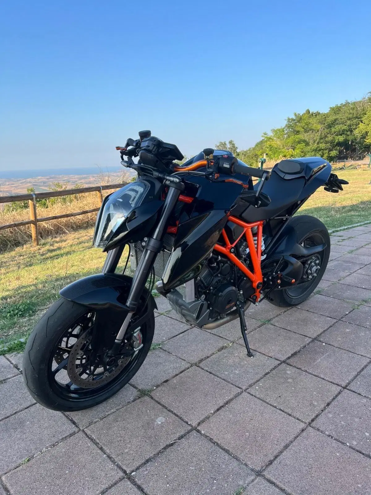 Vendo KTM 1290 Super Duke R SE ABS (2016) usata a Acquaviva Collecroce ...