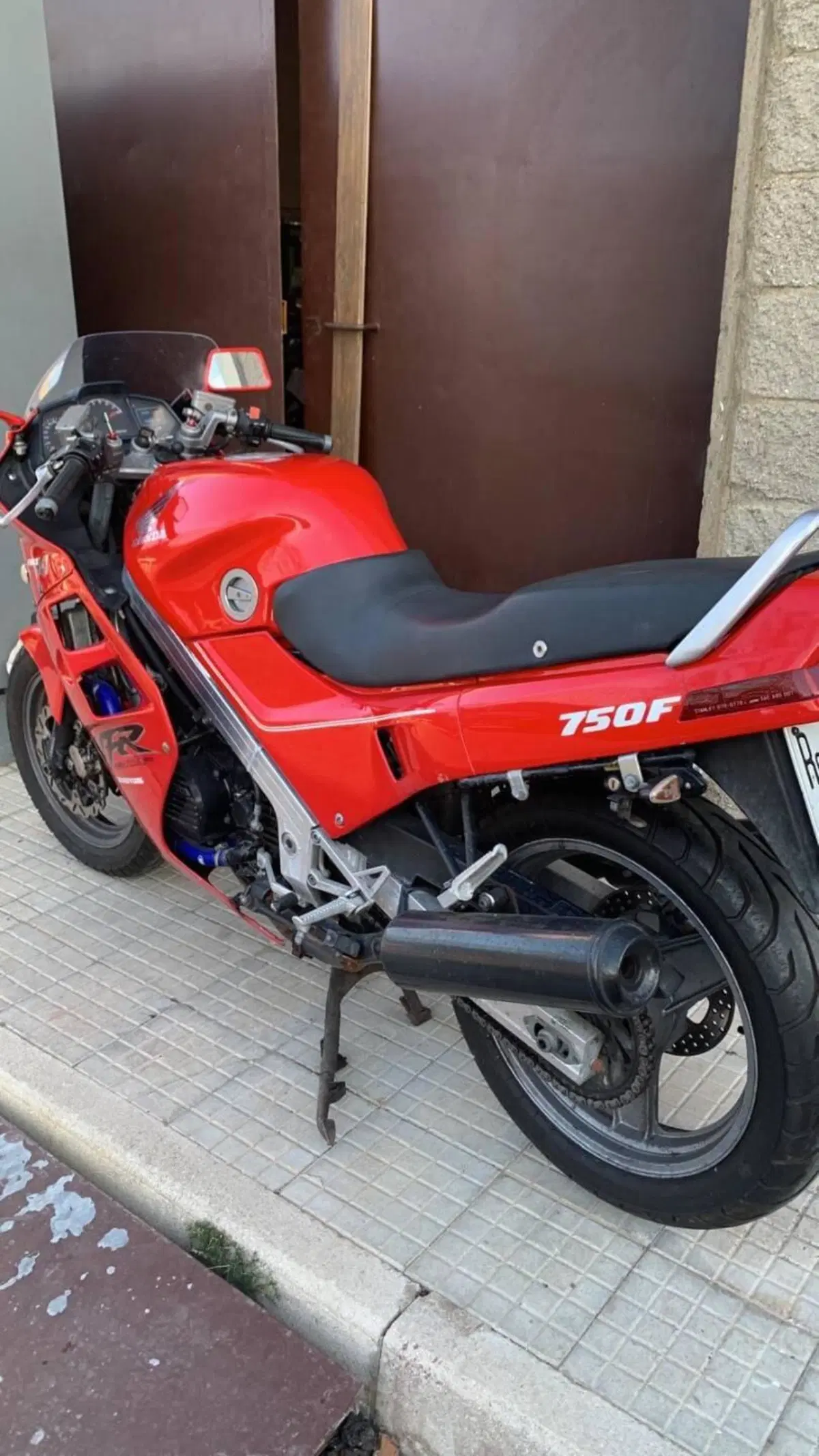 Vendo Honda VFR 750 F (1986 - 87) usata a Marino (codice 10039120 ...