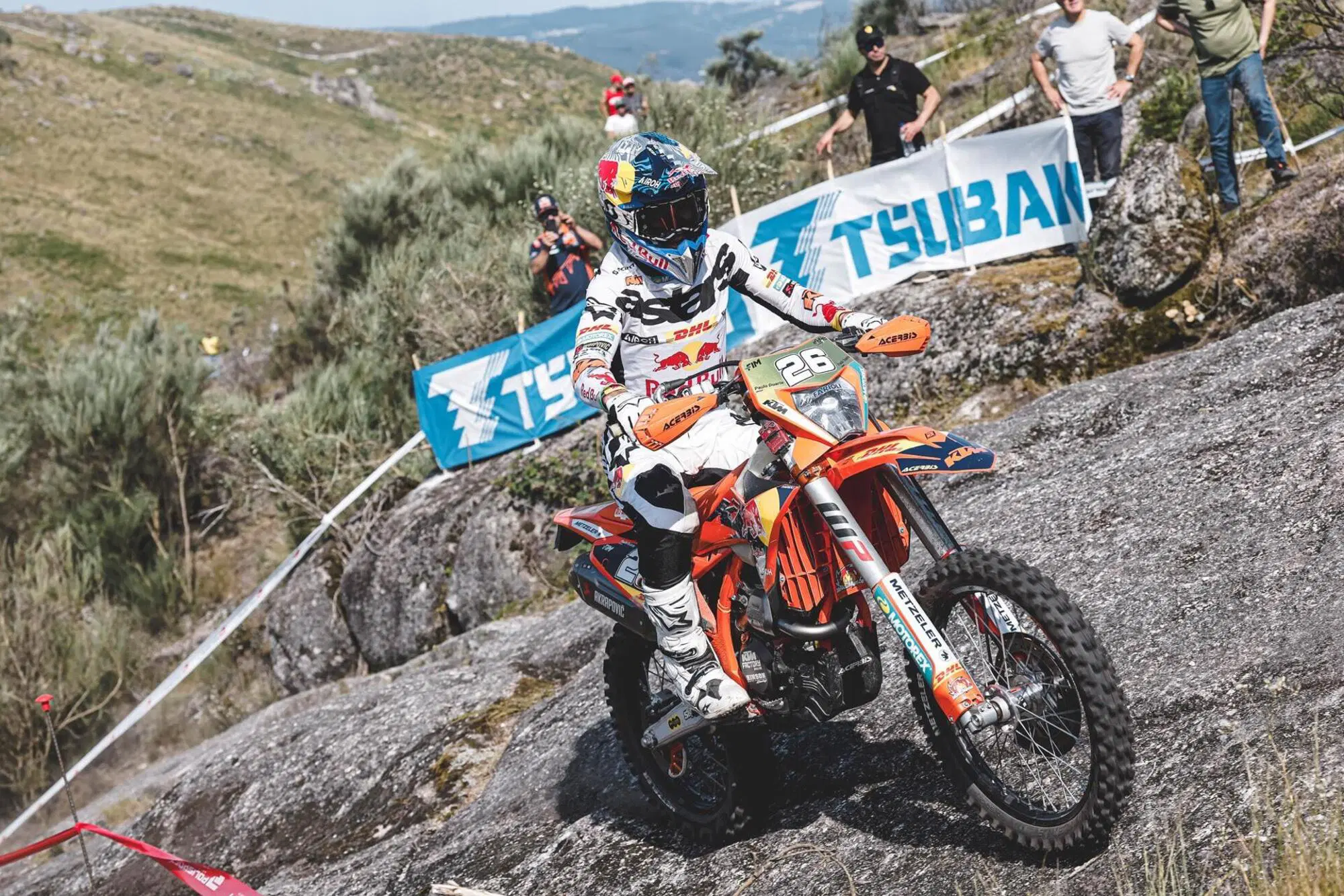 EnduroGP26 #7 Portogallo1 D1. Josep Garcia, più che un avversario ci ...