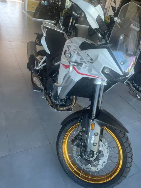 Vendo Kove 800X GT (2026) usata a Piacenza (codice 10040224) - Moto.it