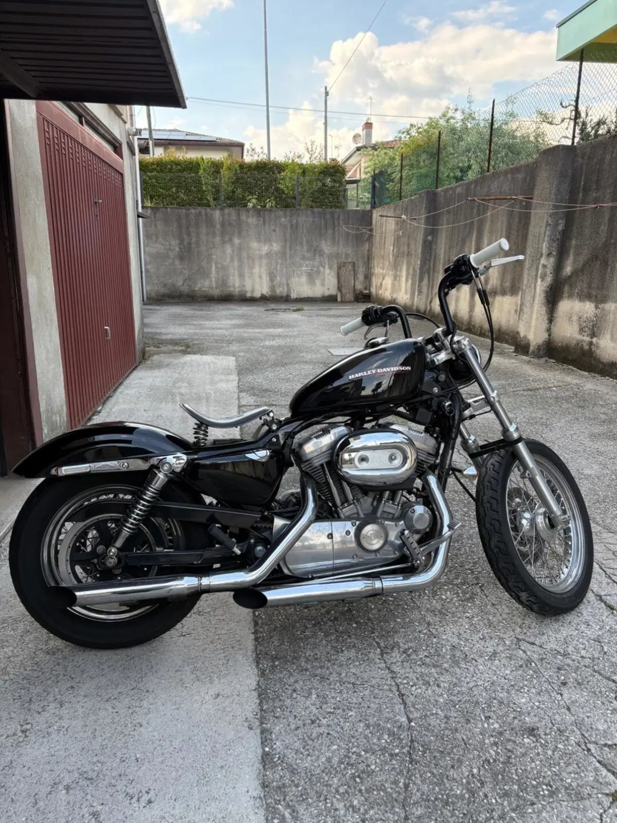 Vendo Harley-Davidson 883 Custom (2006 - 07) - XL 883C usata a Galliera ...