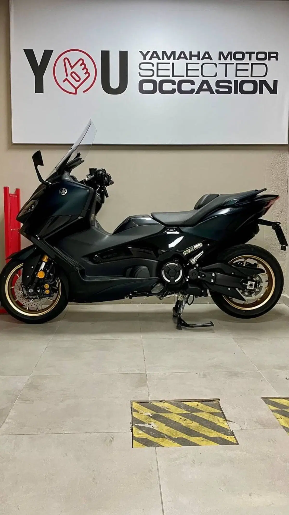 Vendo Yamaha T-Max 560 Tech Max (2022 - 24) usata a Roma (codice ...