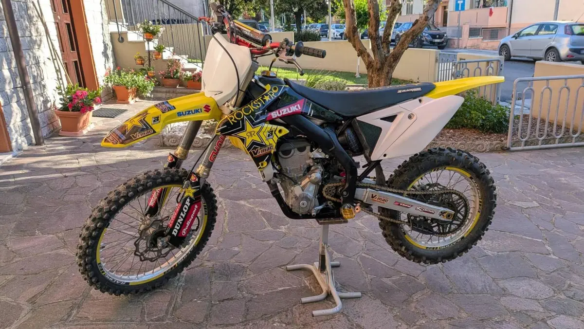Vendo Suzuki RM-X 450 E (2010 - 17) usata a San Costanzo (codice ...