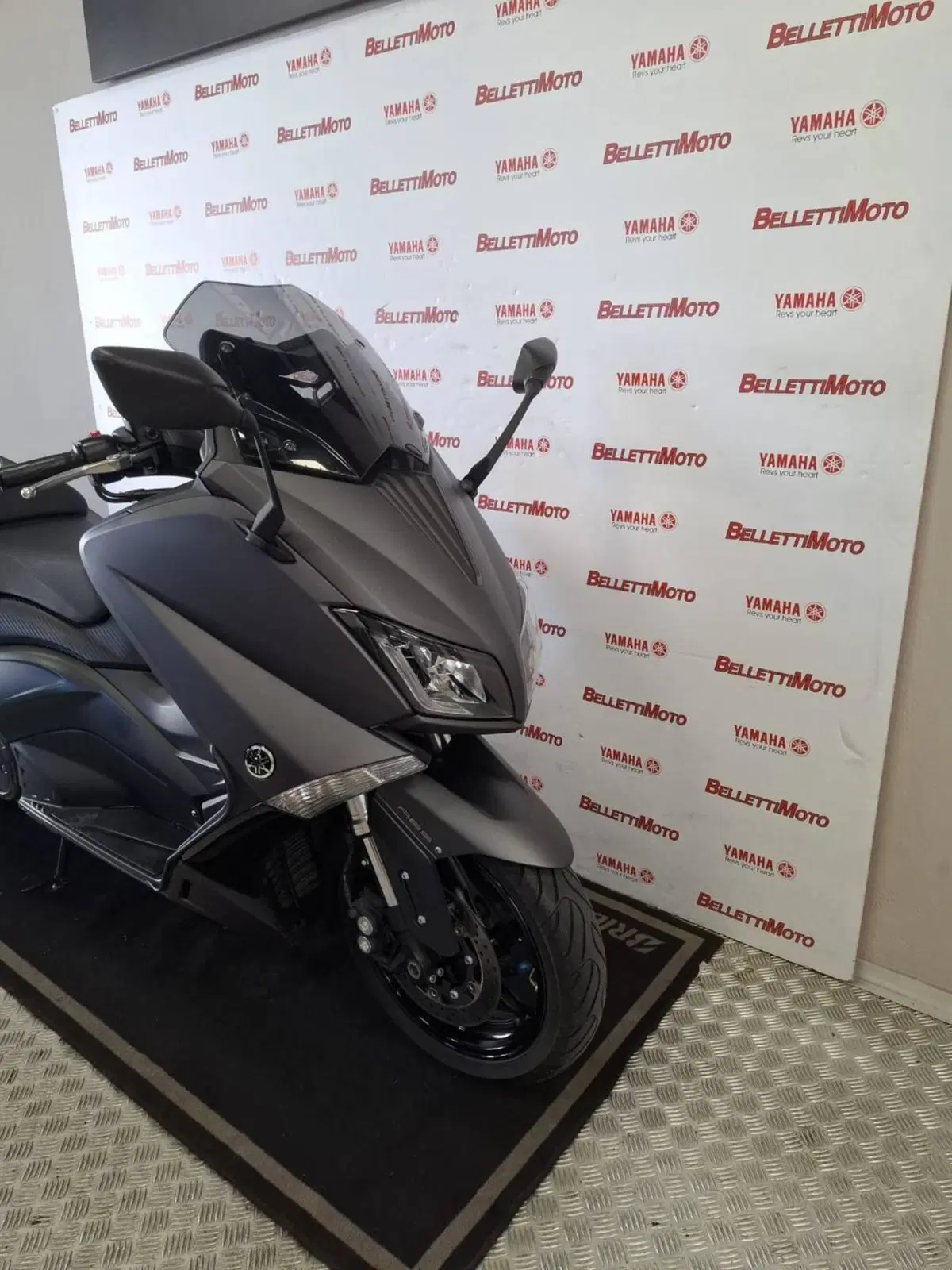 Vendo Yamaha T-Max 530 ABS (2015 - 17) usata a Cesena (codice 10041263 ...