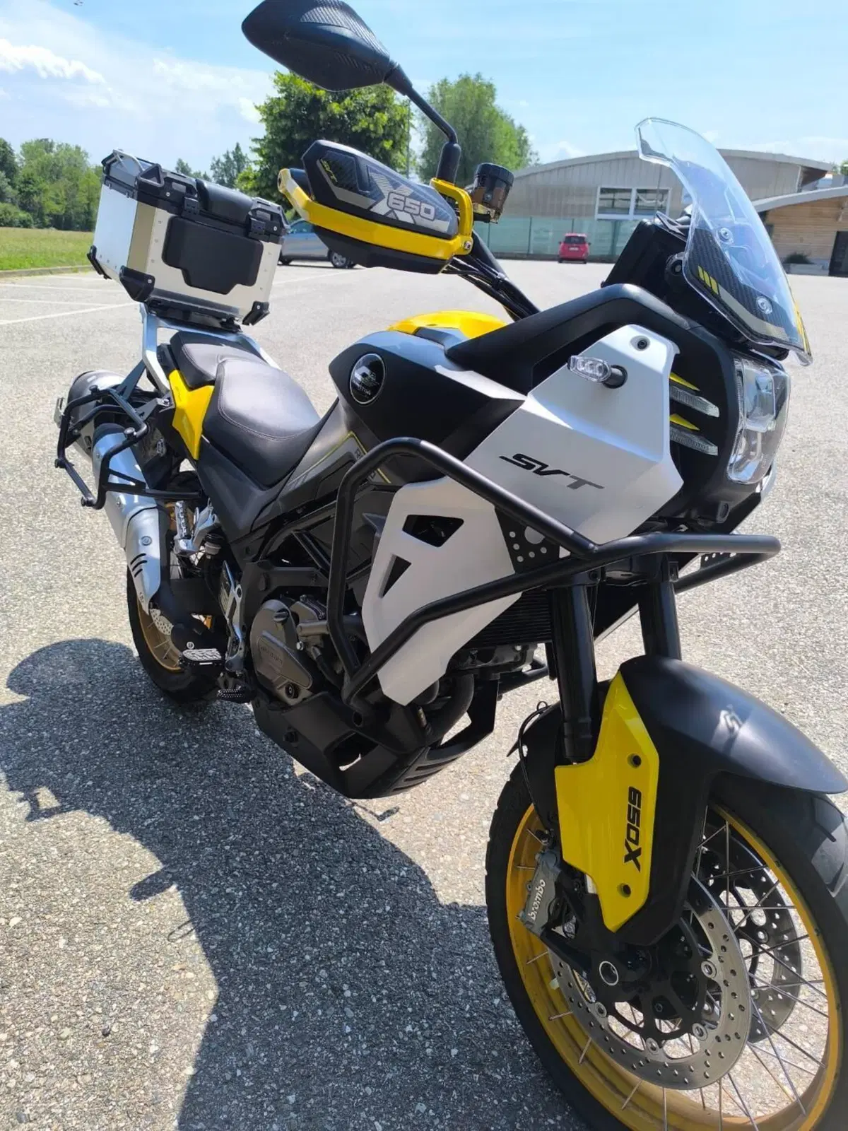 Vendo QJ Motor SVT 650 X (2024) usata a Ala di Stura (codice 10041305 ...
