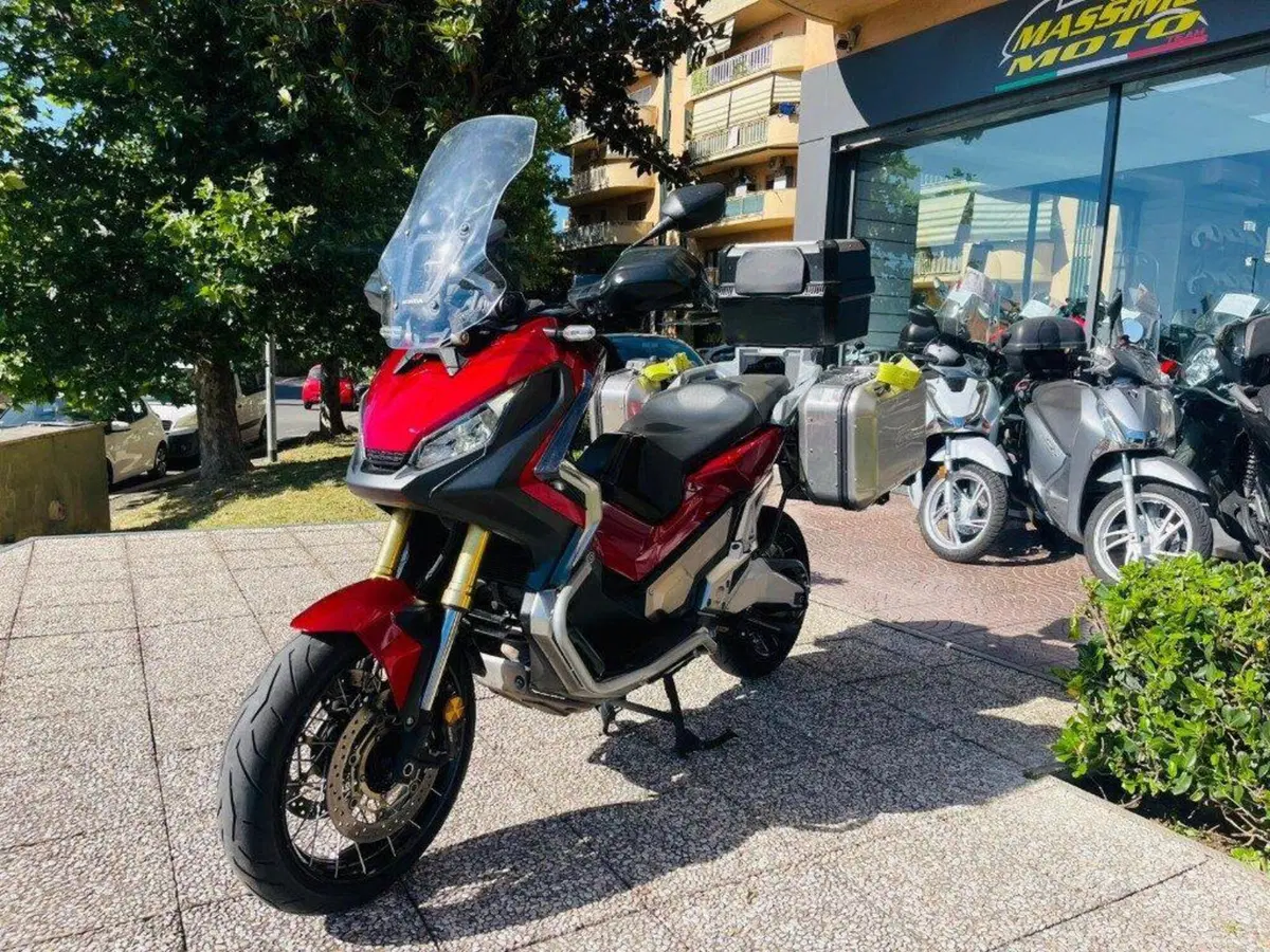 Vendo Honda X-ADV 750 (2018 - 20) usata a Guidonia Montecelio (codice ...