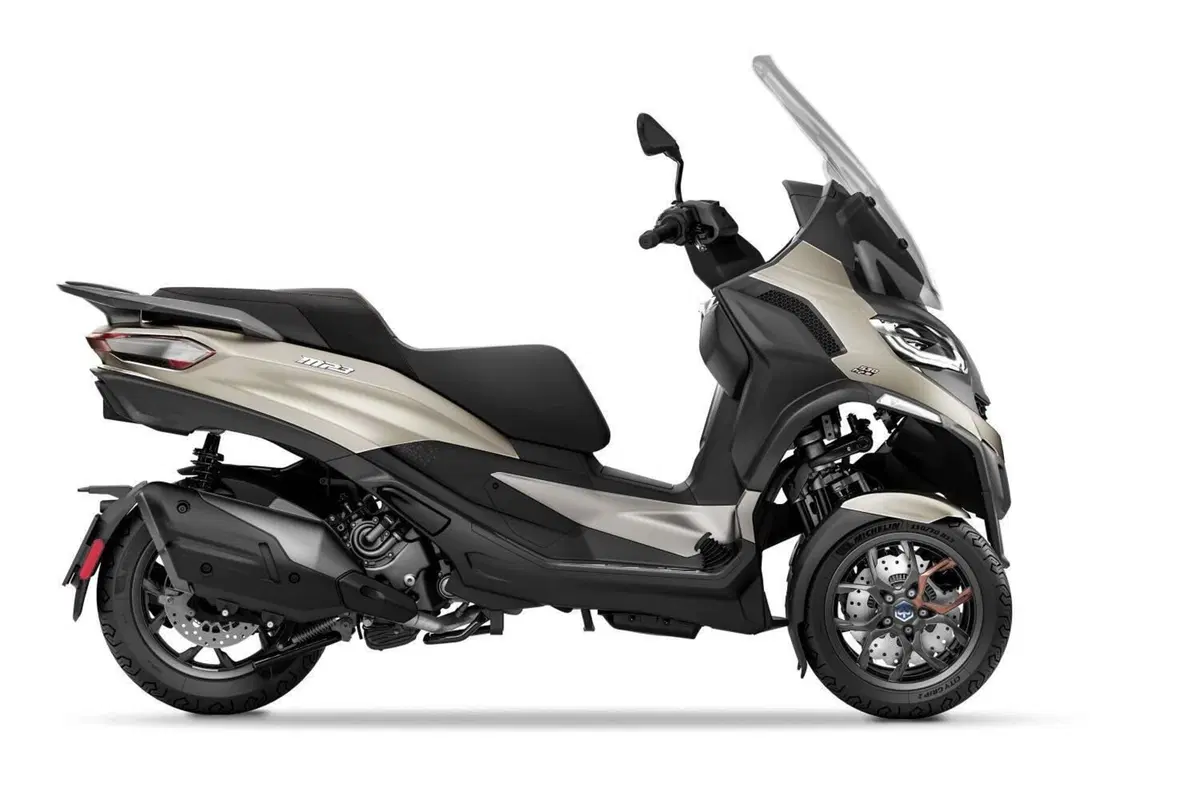 Vendo Piaggio MP3 530 Hpe Exclusive (2025 - 26) nuova a Genova (codice ...