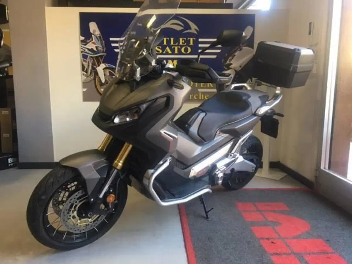 Vendo Honda X-ADV 750 (2017) usata a Rapallo (codice 10042495) - Moto.it