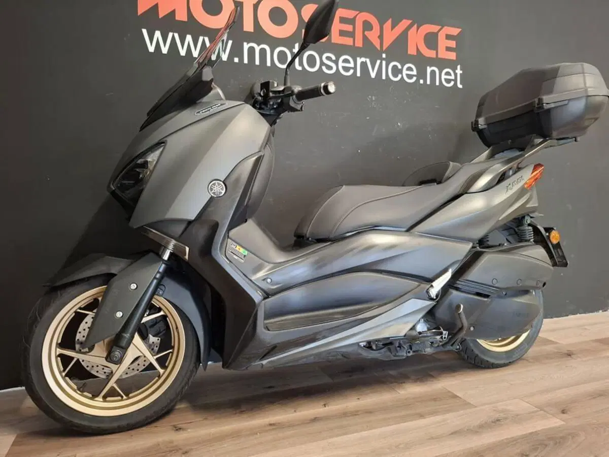 Vendo Yamaha X-Max 300 Tech Max (2021 - 24) usata a Albignasego (codice ...