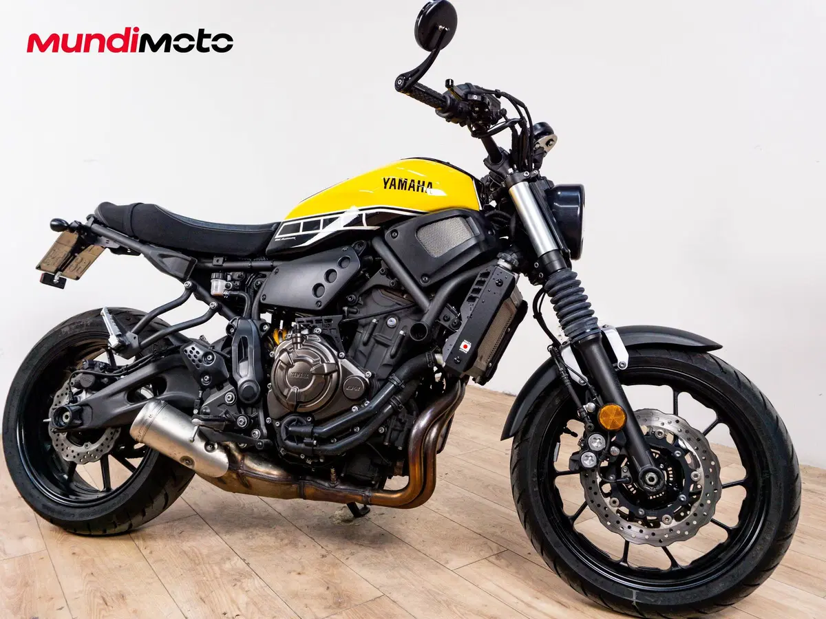 Vendo Yamaha XSR 700 (2021) usata a Rozzano (codice 10042975) - Moto.it
