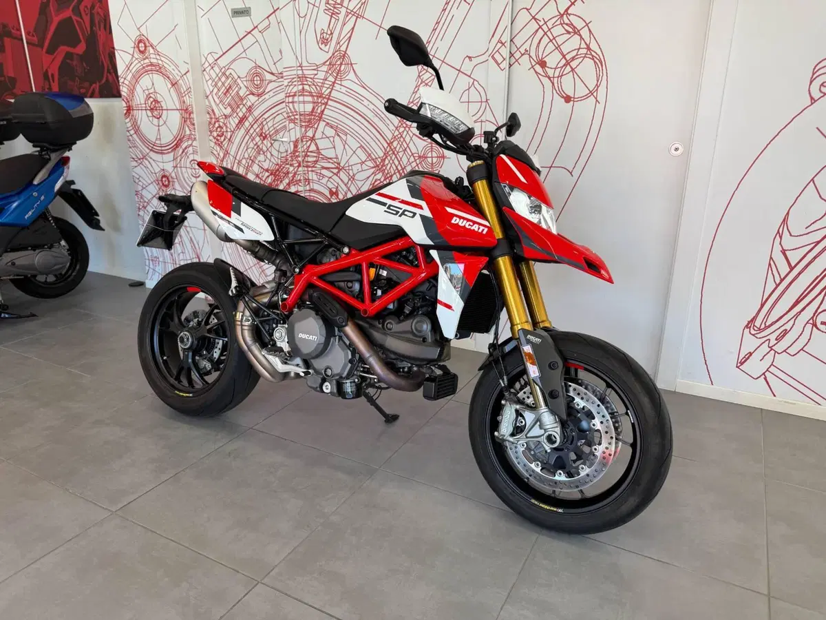 Vendo Ducati Hypermotard 950 SP (2022 - 25) usata a Milano (codice ...