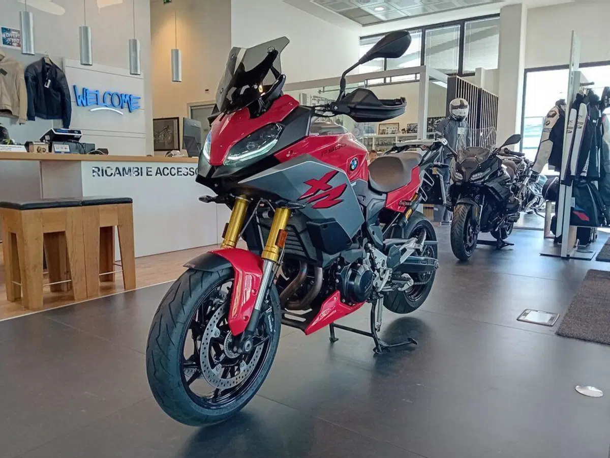 Vendo Bmw F 900 XR (2020 - 24) usata a Correggio (codice 10043846 ...