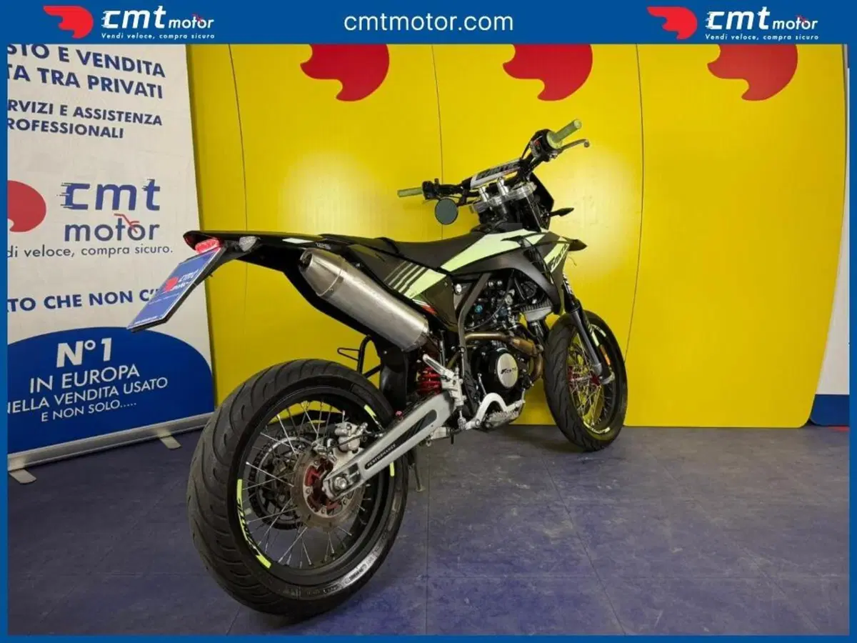 Vendo Fantic Motor XMF 125 Motard Competition 4T (2023 - 24) usata a ...