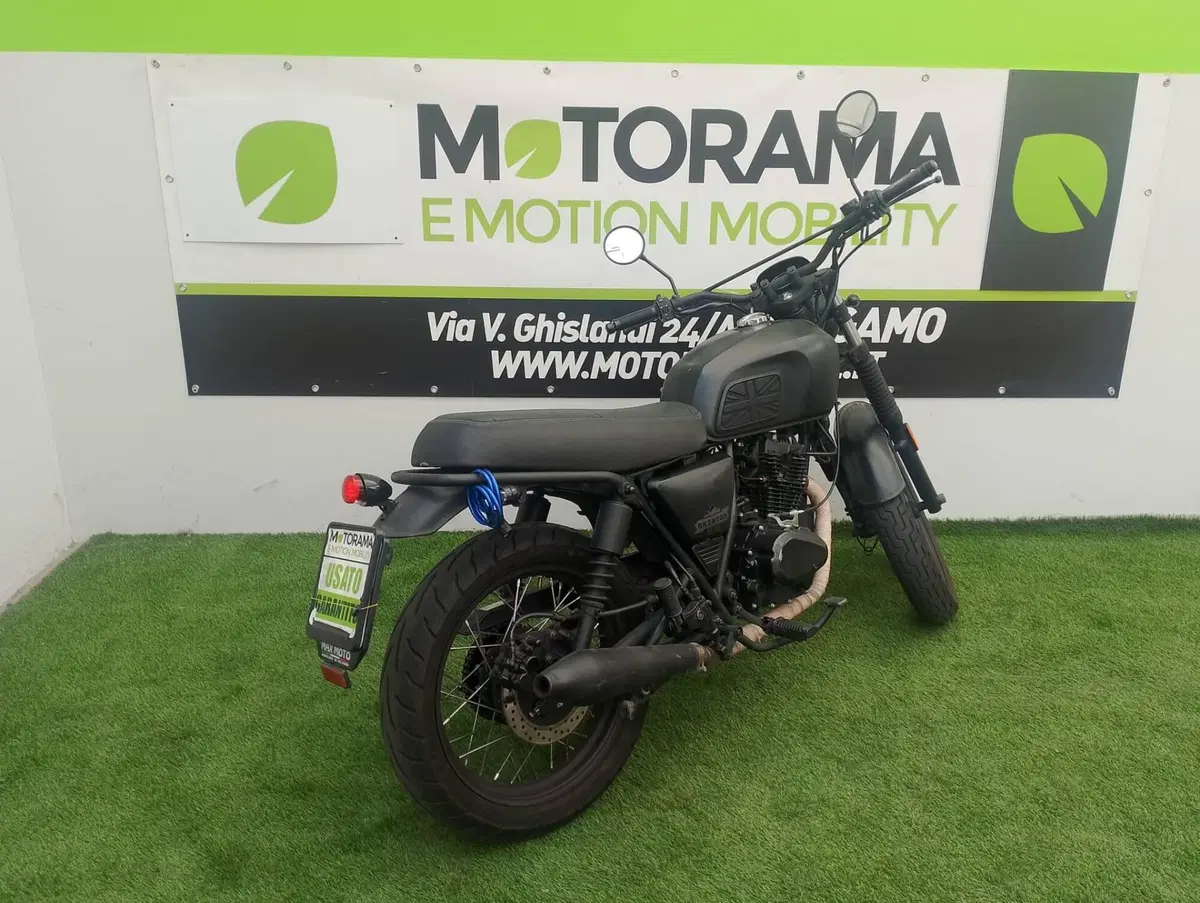 Vendo Brixton Motorcycles BX 125 X Scrambler EFI ABS (2019) usata a ...