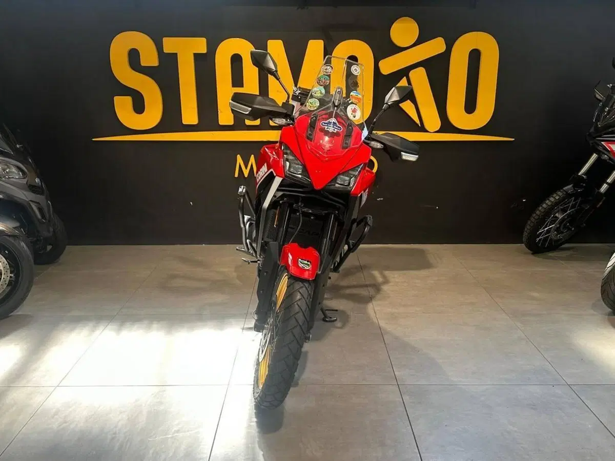 Vendo Moto Morini X-Cape 650 Gold Wheels Edition (2022 - 26) usata a ...