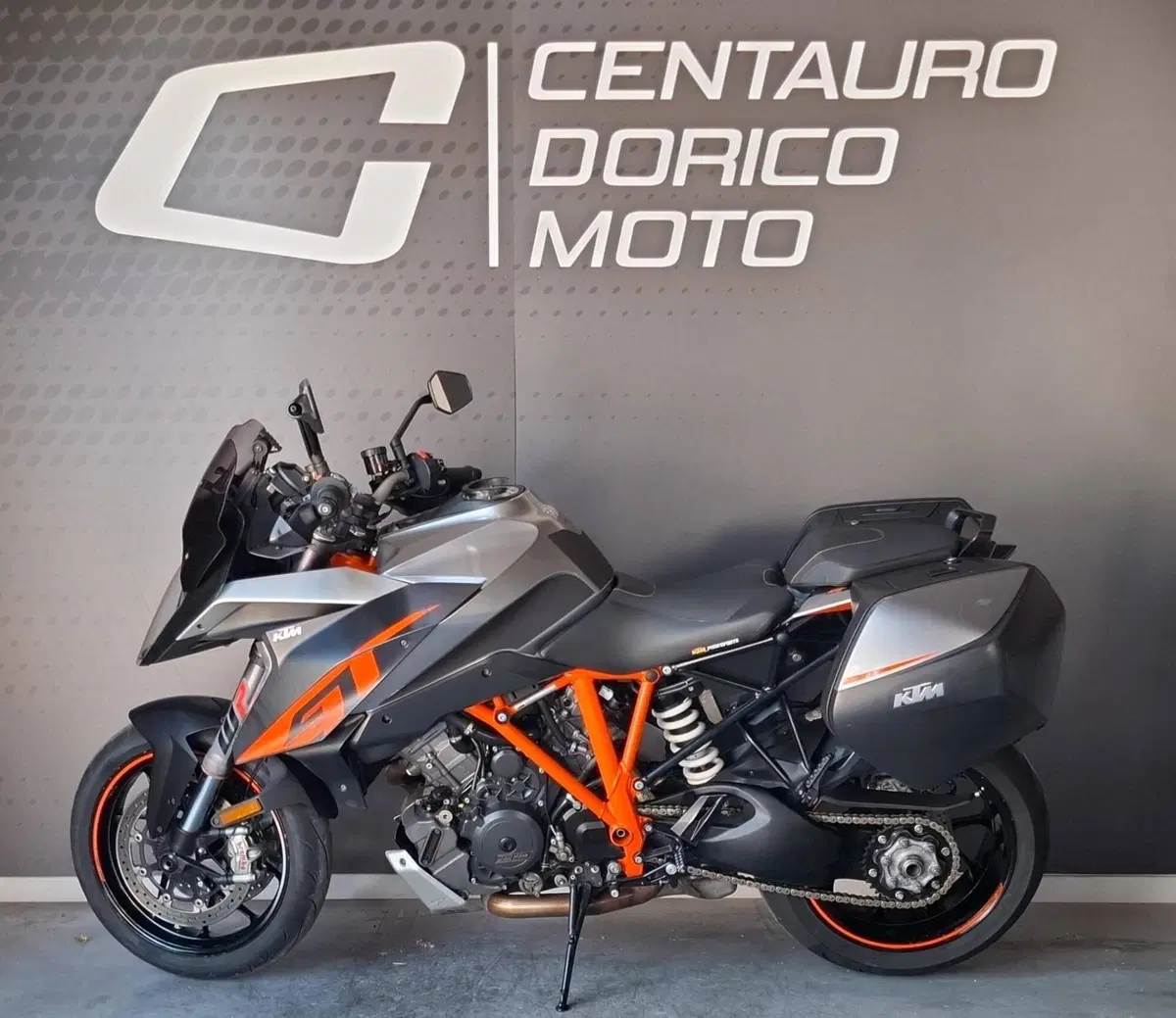 Vendo KTM 1290 Super Duke GT ABS (2016 - 18) usata a Ancona (codice ...