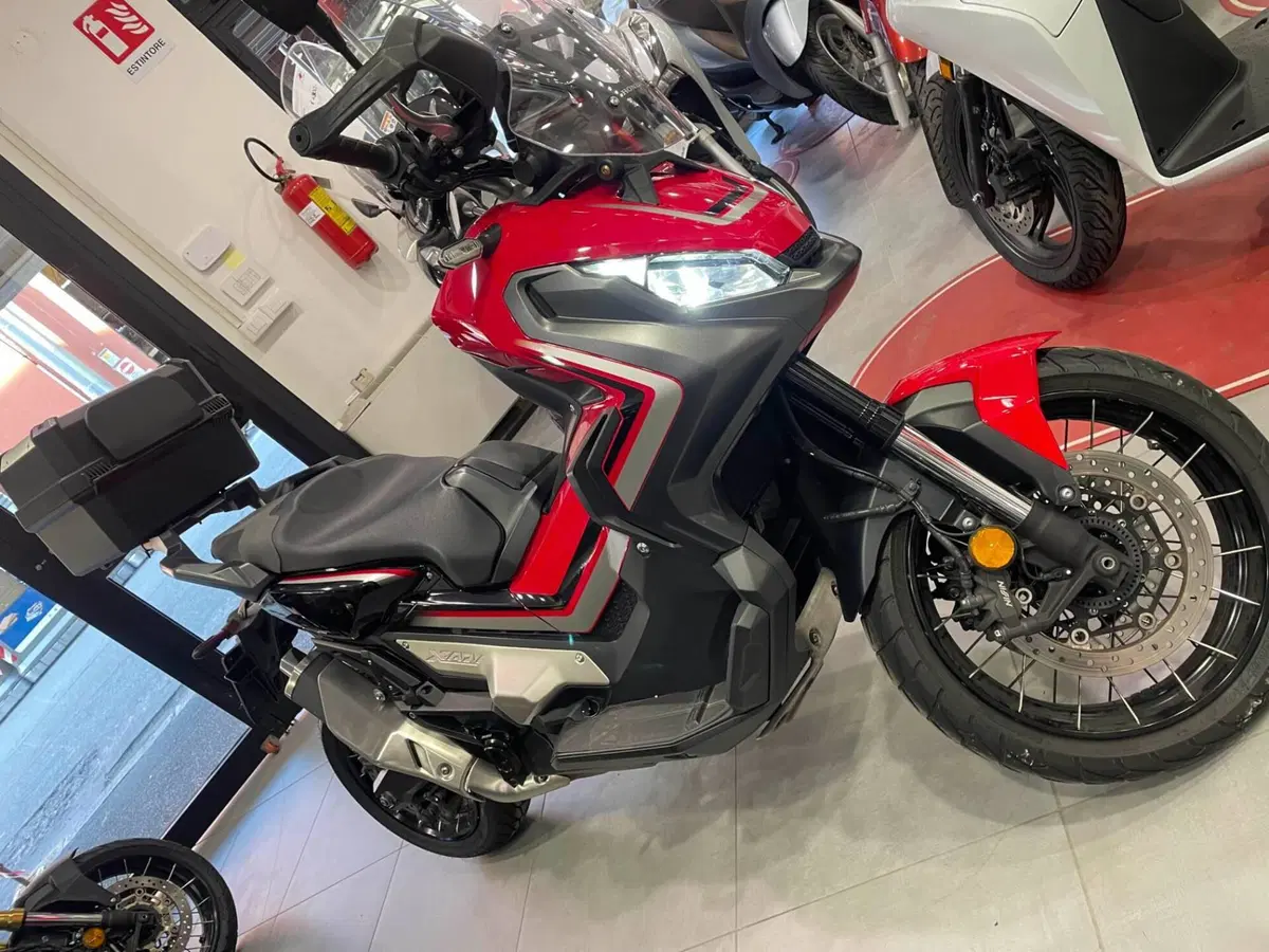Vendo Honda X-ADV 750 (2018 - 20) usata a Genova (codice 10047449 ...