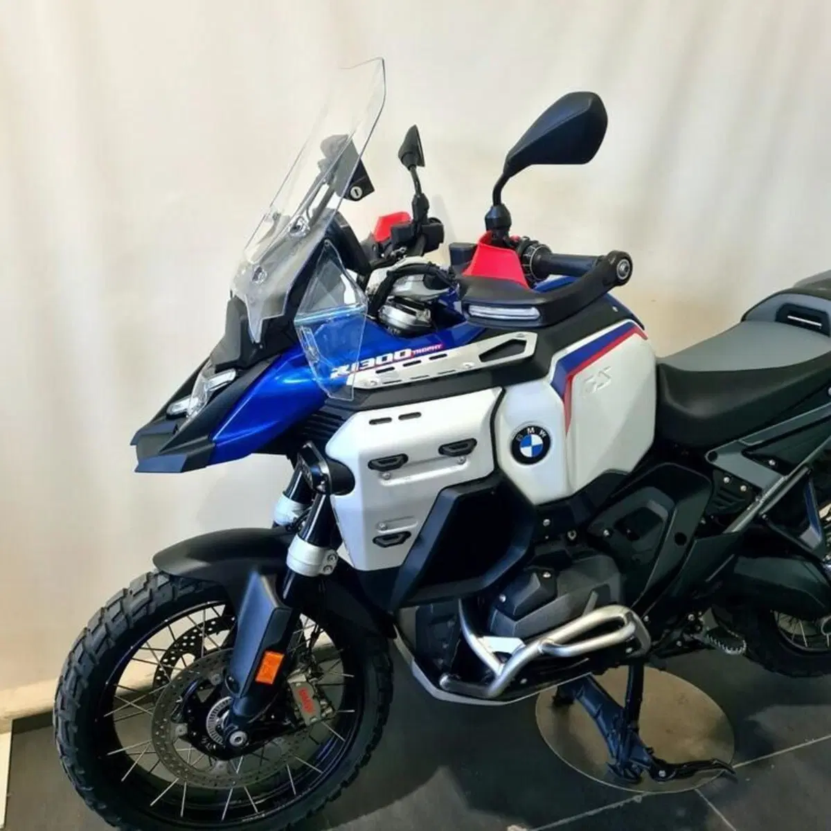 Vendo Bmw R 1300 GS Adventure Trophy (2025 - 26) usata a Salerno ...