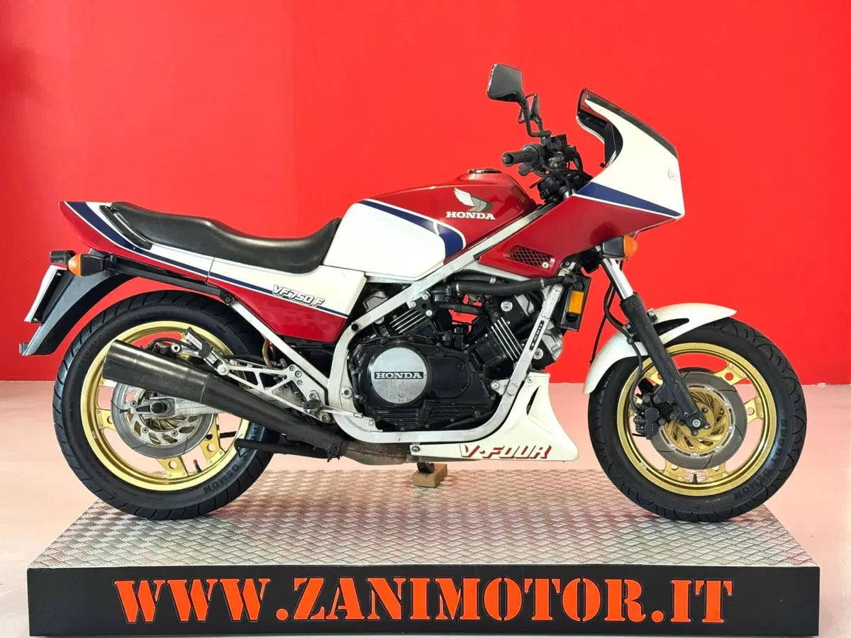 Vendo Honda VF 750 F d'epoca a Castelverde (codice 10048603) - Moto.it