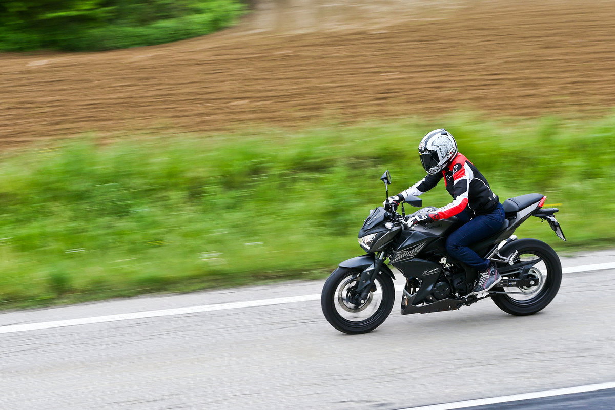 Prova Kawasaki Z300 - Prove - Moto.it