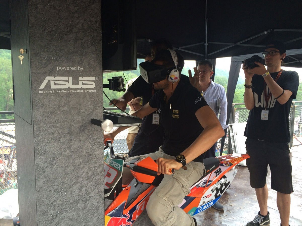 Red Bull Oculus Rift: Ride like Tony - News - Moto.it